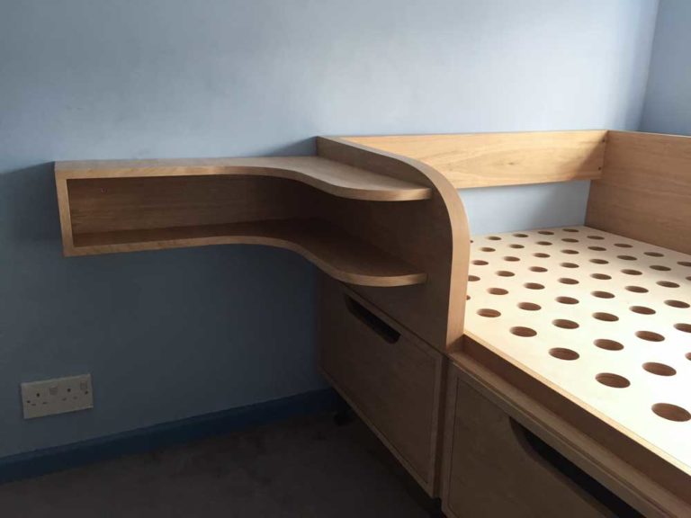 Boxroom cabin bed and wardrobe for small bedroom - Dovetailors