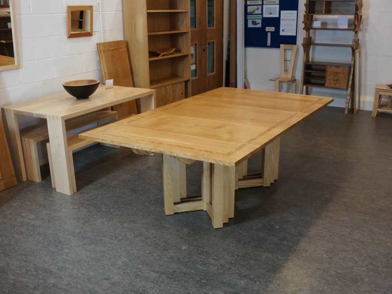 Extra large extending oak dining table seats up to 18 people - Dovetailors