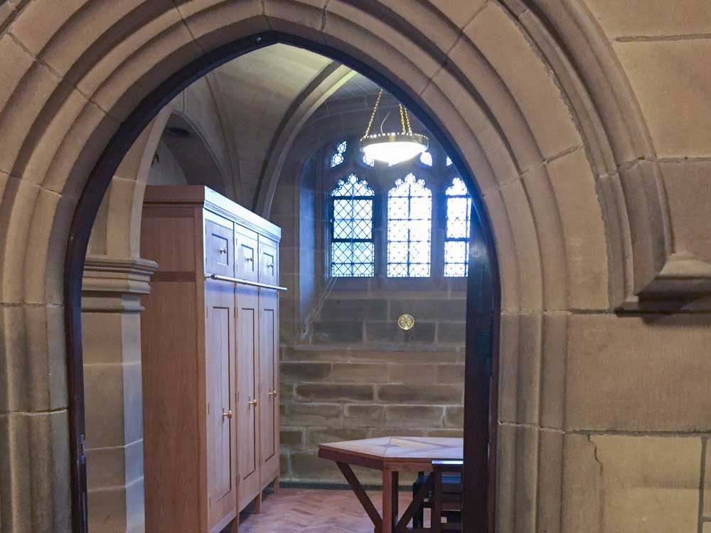 Vestry Wardrobes for Wakefield Cathedral - Dovetailors